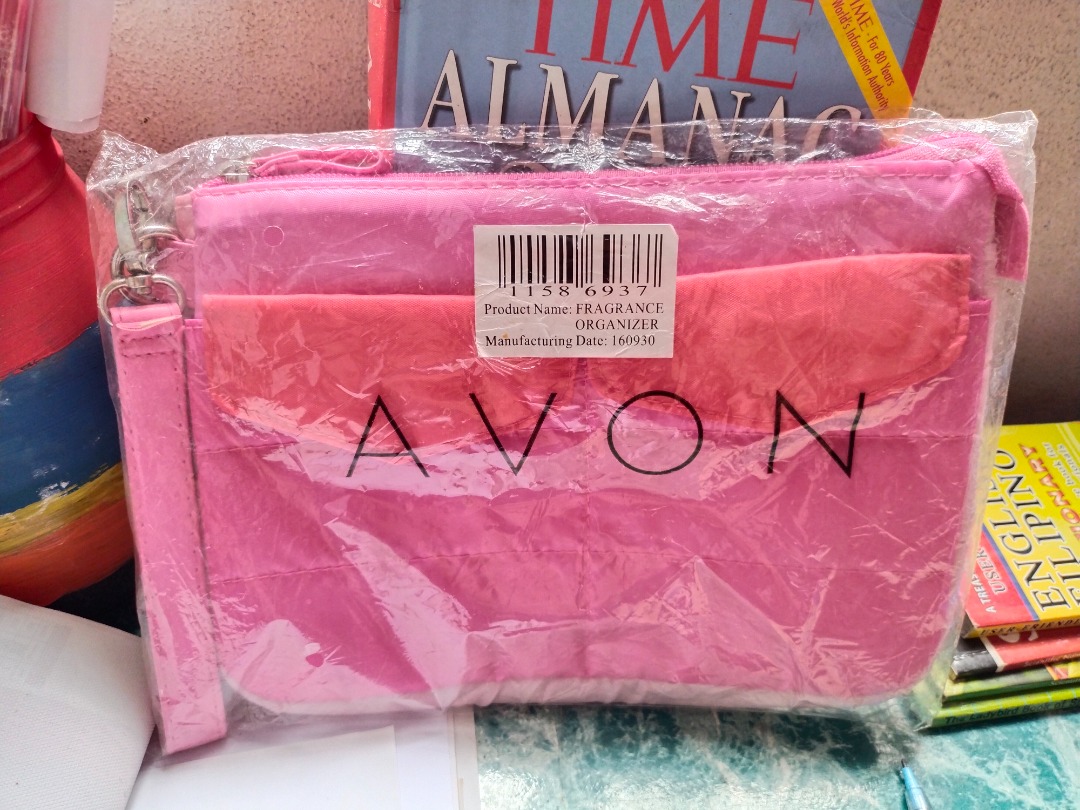 Avon's fragrance organizer (SF for Metro Manila is 32 pesos,selected ...