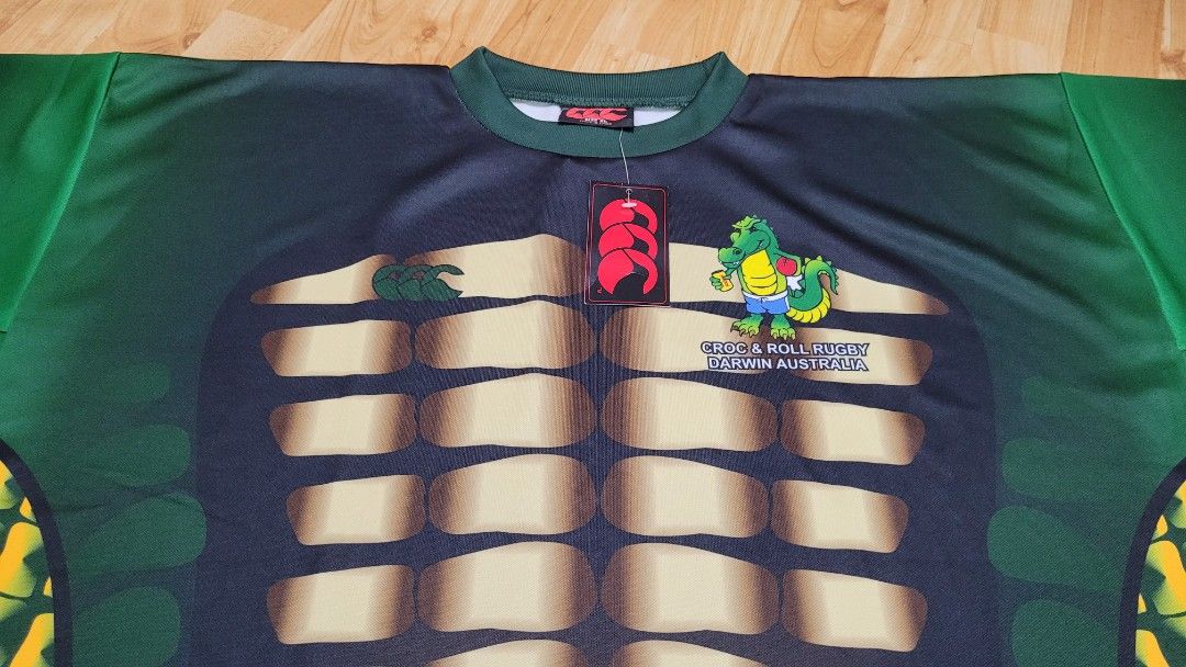 Canterbury of New Zealand Croc & Roll Rugby Jersey, Men's Fashion ...