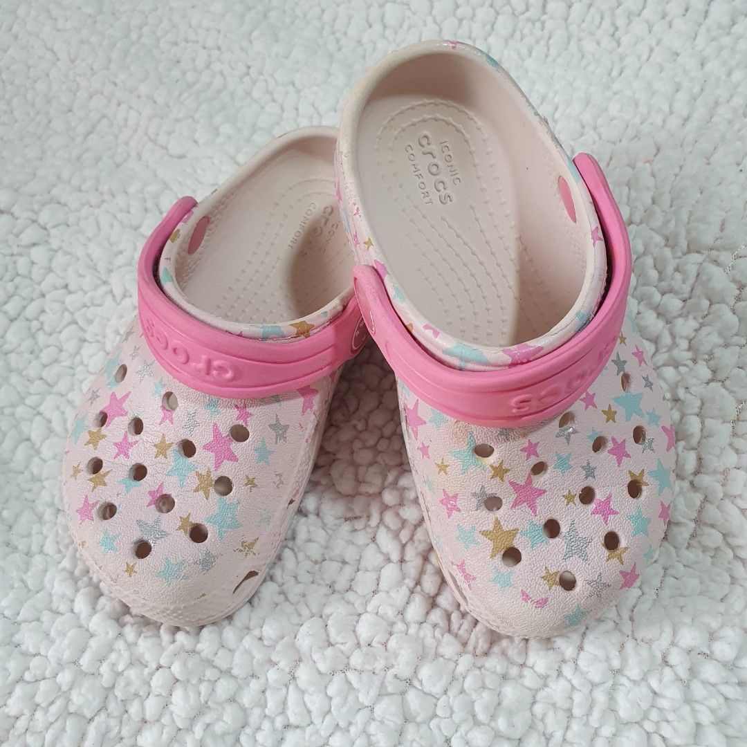 Crocs Clog c8, Women's Fashion, Footwear, Slippers and slides on Carousell