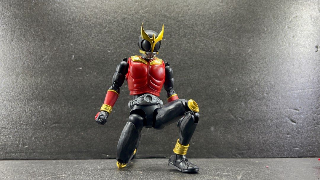 Custom painted kamen rider Kuuga mighty form/amazing mighty, Hobbies ...