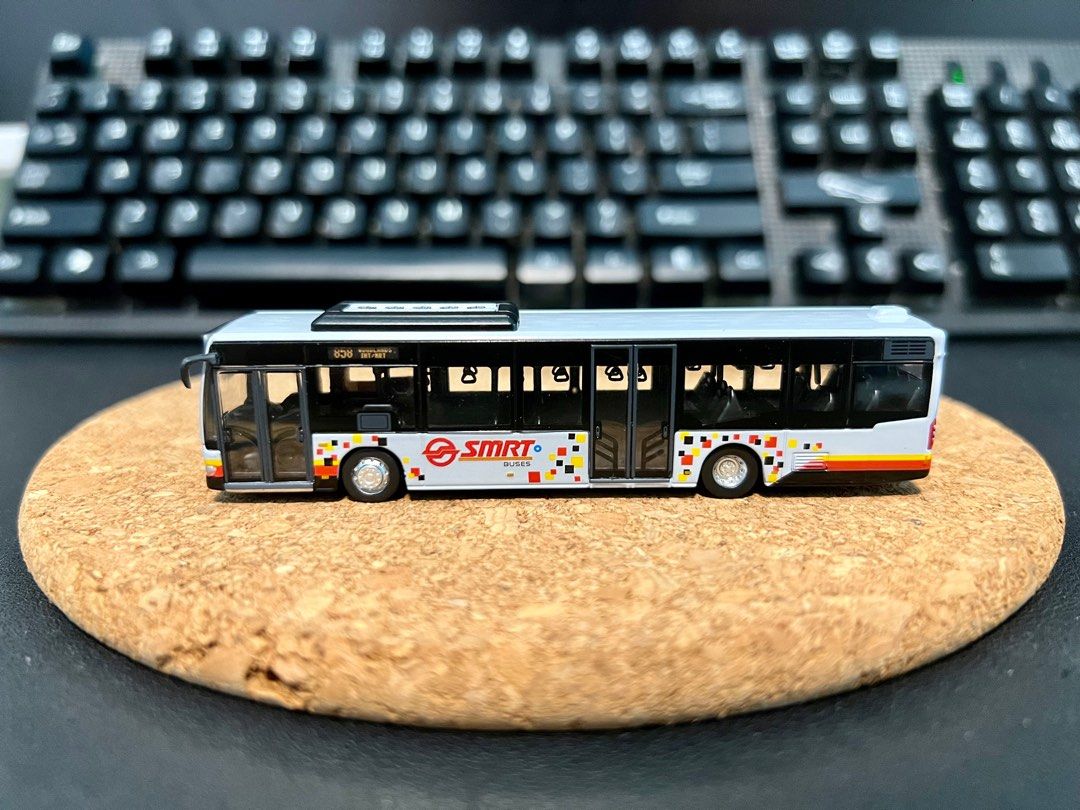 Decaled 1/110 SG Bus Mercedes-Benz Citaro SMRT Service No. 858, Hobbies ...