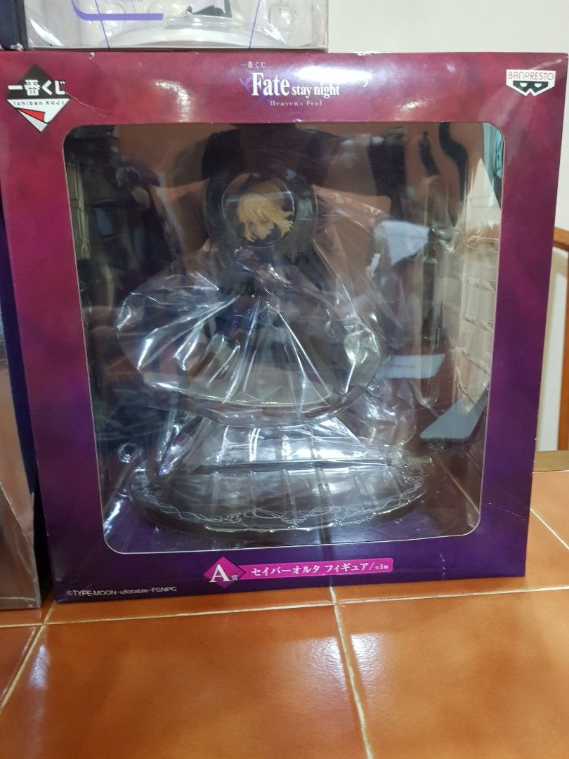 Fate Scale Figure - Saber Lily Distant Avalon (GSC), Altria Pendragon ...