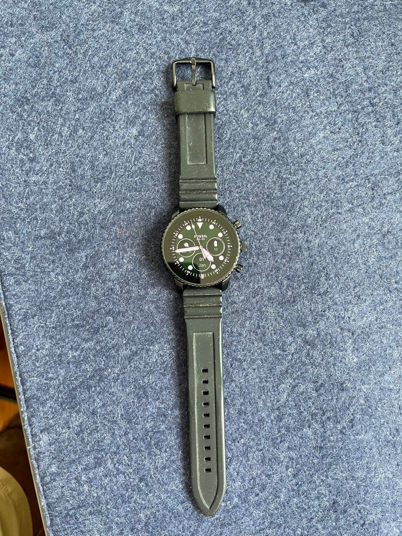 Fossil Gen 4 Smartwatch Explorist HR Black Silicone, Men's Fashion ...