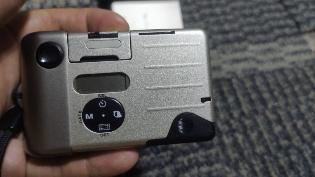 Fujifilm Fotonex 1000ix MRC Tiara, Photography, Cameras on Carousell