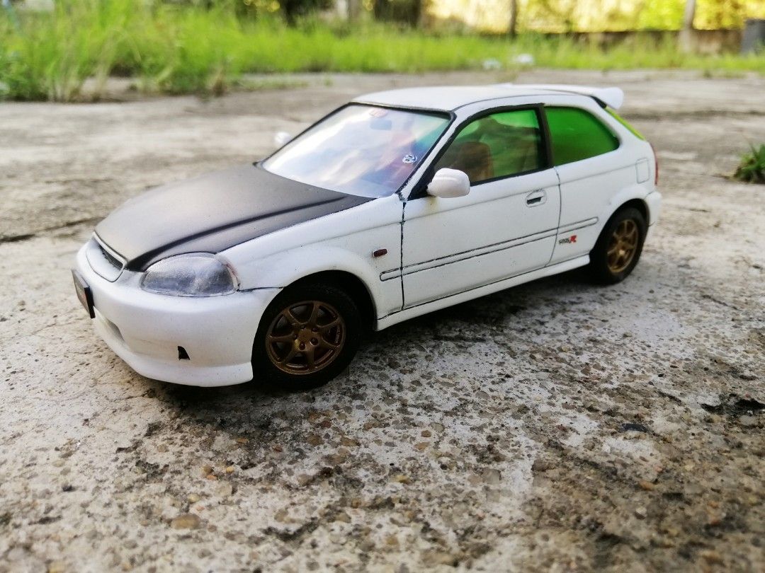 Fujimi 1/24 scale Honda Civic Type R (EK-9), Hobbies & Toys, Toys & Games on Carousell