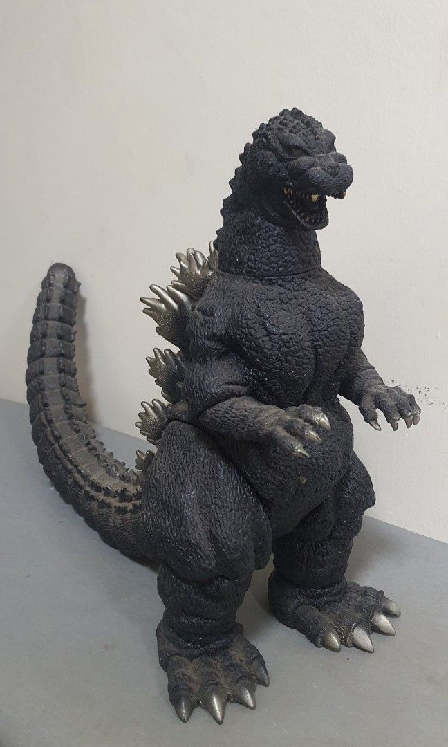 Godzilla Giant 14 inch XL 1991 BANDAI, Hobbies & Toys, Toys & Games on ...