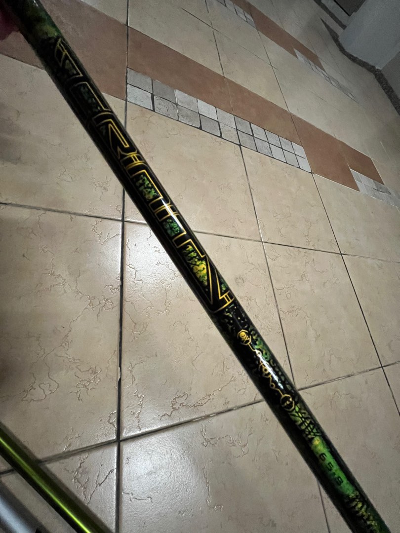 Golf, driver shaft,, Sports Equipment, Sports & Games, Golf on Carousell