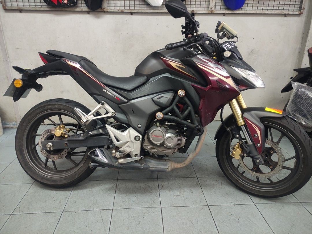 Honda CB190R 2017, Motorcycles, Motorcycles for Sale, Class 2B on Carousell