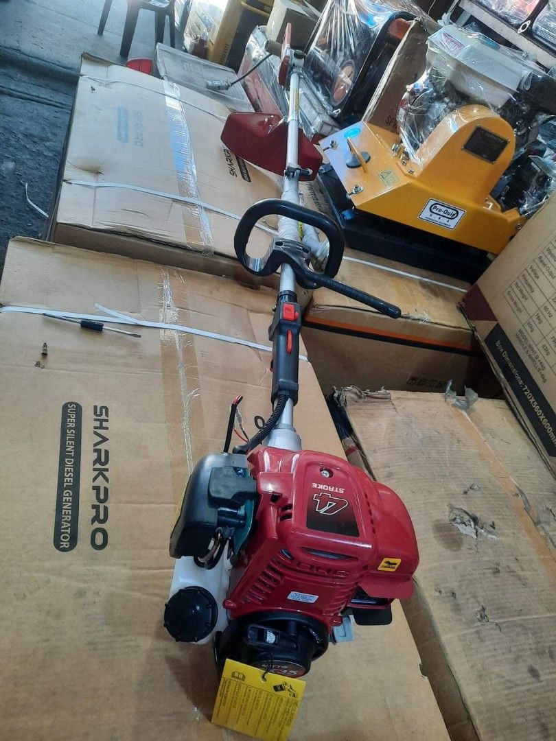 Honda gx35 4 stroke, Furniture & Home Living, Gardening, Gardening Tools & Ornaments on Carousell