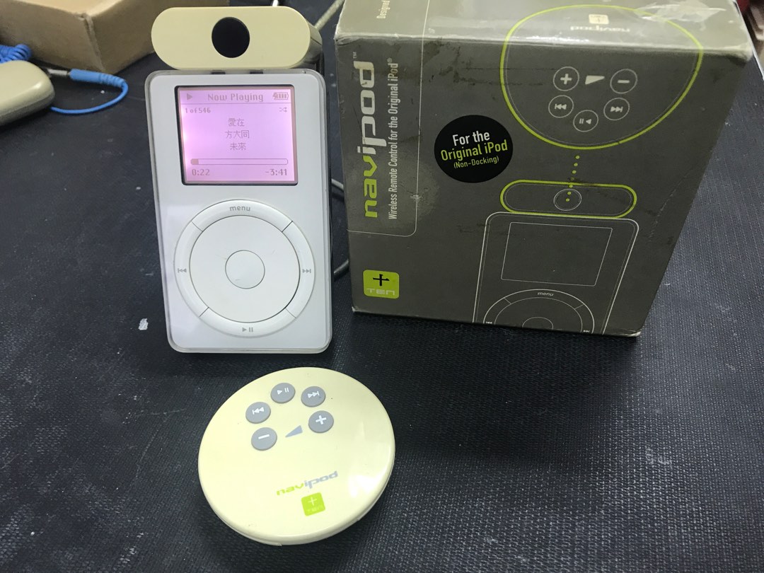 絕版元祖 iPod 5GB 紅外線遙控, 音響器材, 音樂播放裝置 MP3及CD Player - Carousell