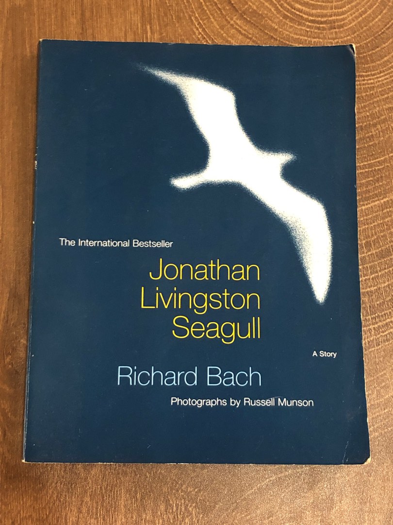 Jonathan Livingston Seagull, Hobbies & Toys, Books & Magazines, Fiction ...