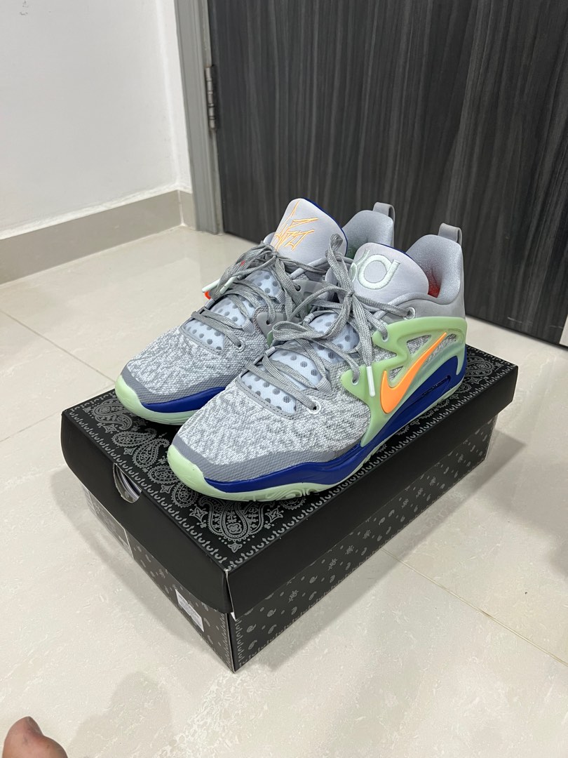 KD15, Men's Fashion, Footwear, Sneakers on Carousell
