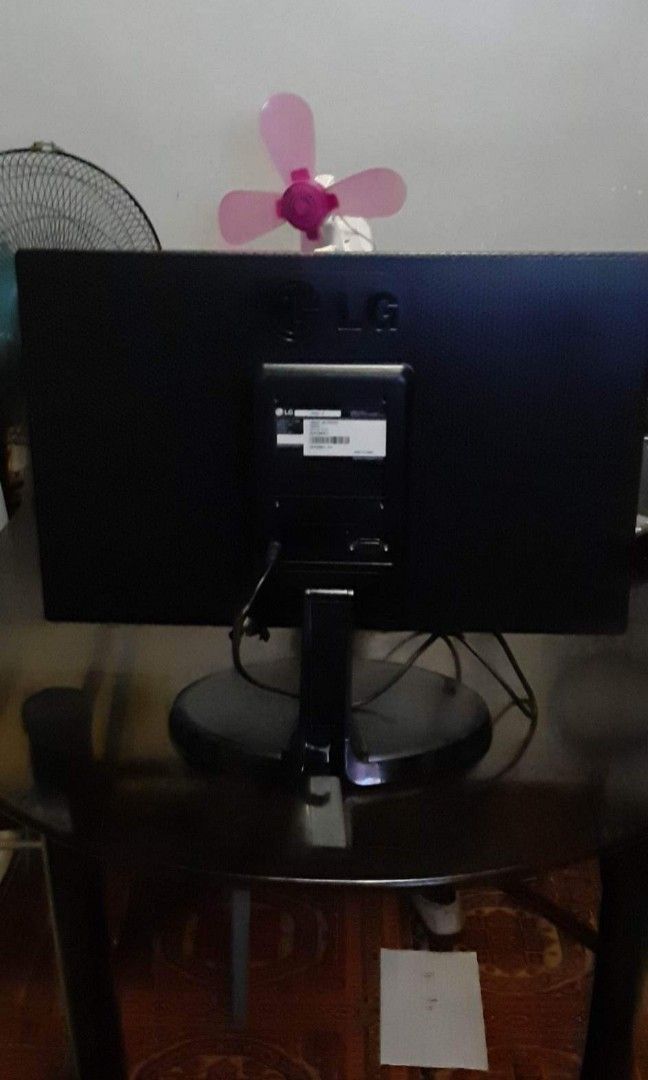 LG 19m38a slim monitor LED 19 Inches widescreen, Computers & Tech ...