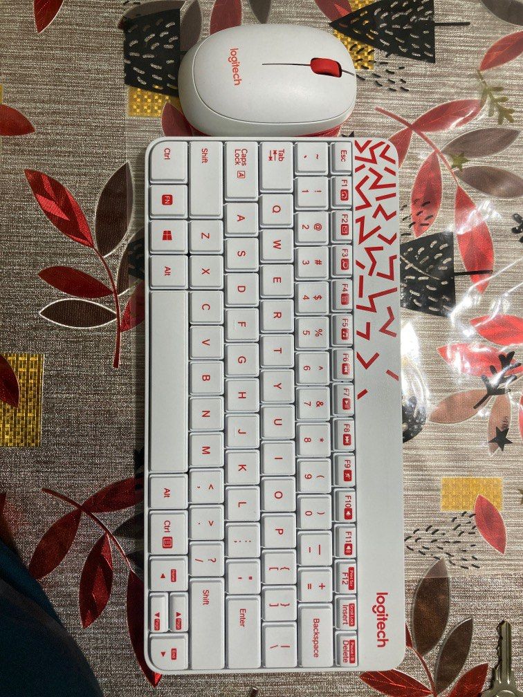 Logitech K240, Computers & Tech, Parts & Accessories, Computer Keyboard ...