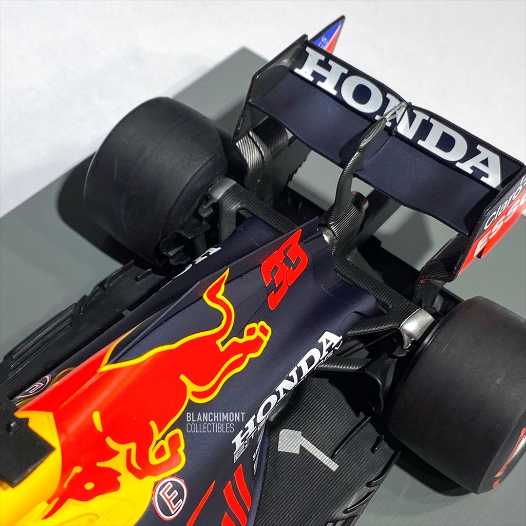 Max Verstappen RB16B #33 1:18 Scale Model Spark Abu Dhabi 2021 Winner ...