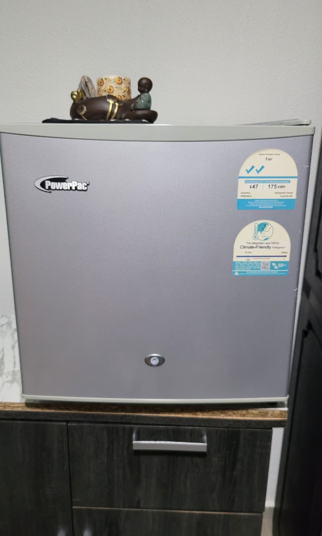 Mini Bar 50L fridge, TV & Home Appliances, Kitchen Appliances ...