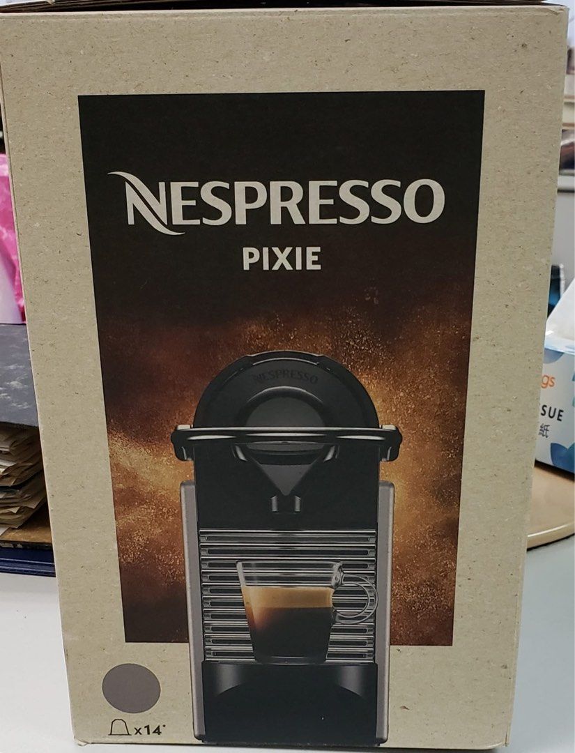 Nespresso PIXIE c61咖啡機 連膠囊 全新 黑色, 家庭電器, 廚房電器, 咖啡機及咖啡壺 - Carousell