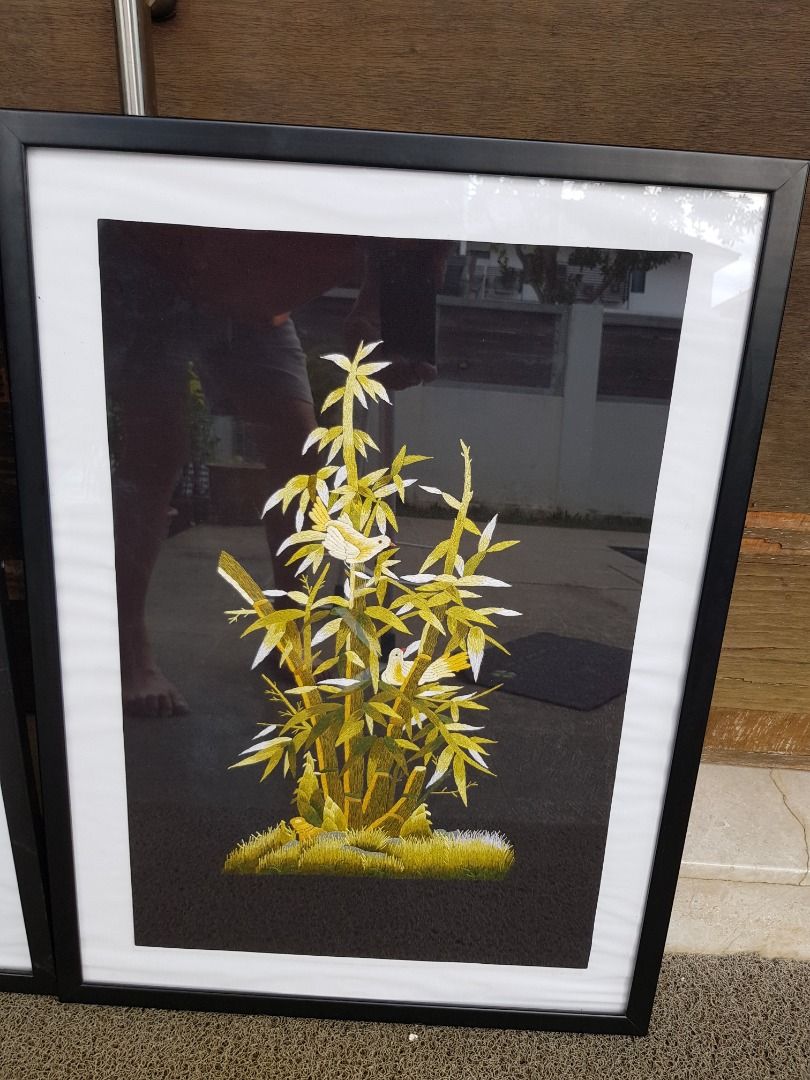 Pair of Vietnamese silk Embroidered art handicraft wall hanging ...