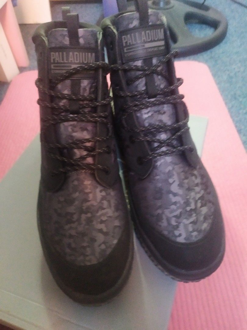 Palladium crushion scramble fuze, Men's Fashion, Footwear, Casual Shoes ...