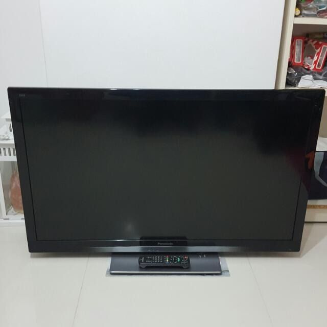 Panasonic 42 Inch TV, TV & Home Appliances, TV & Entertainment, TV on ...