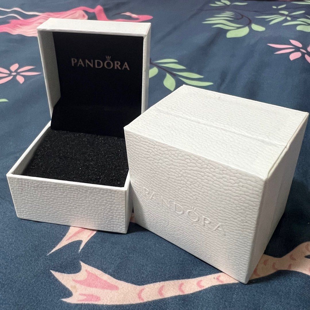 Pandora Cham Box, Women's Fashion, Jewelry & Organisers, Accessory ...