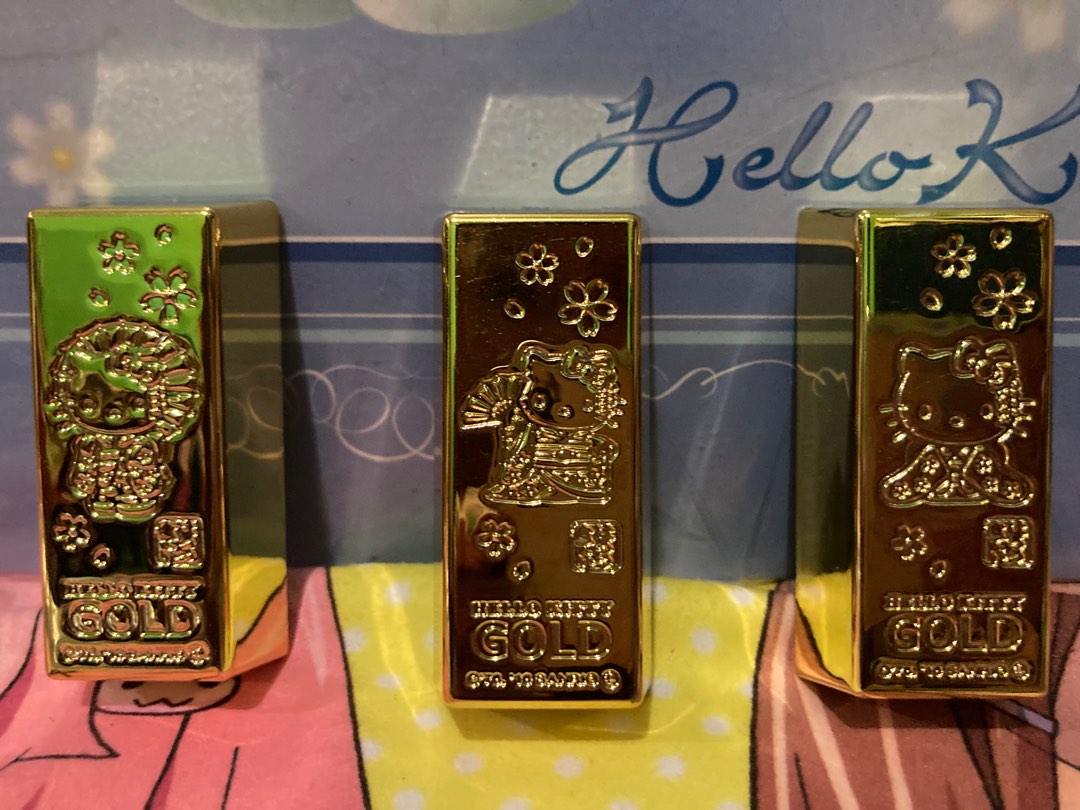 Rare Hello Kitty Ref Magnet Gold Furniture And Home Living Kitchenware And Tableware Other