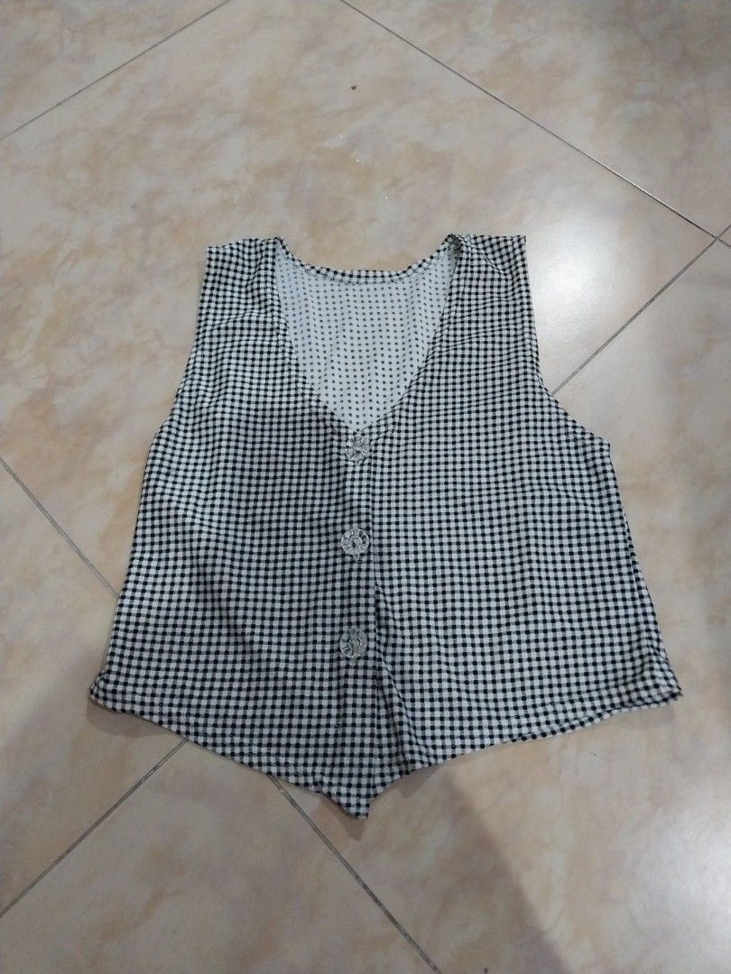 Rompi kotak hitam putih..., Fesyen Wanita, Pakaian Wanita, Baju Luaran ...