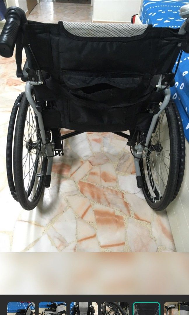 SELF Push 18inch seat width, Health & Nutrition, Assistive ...