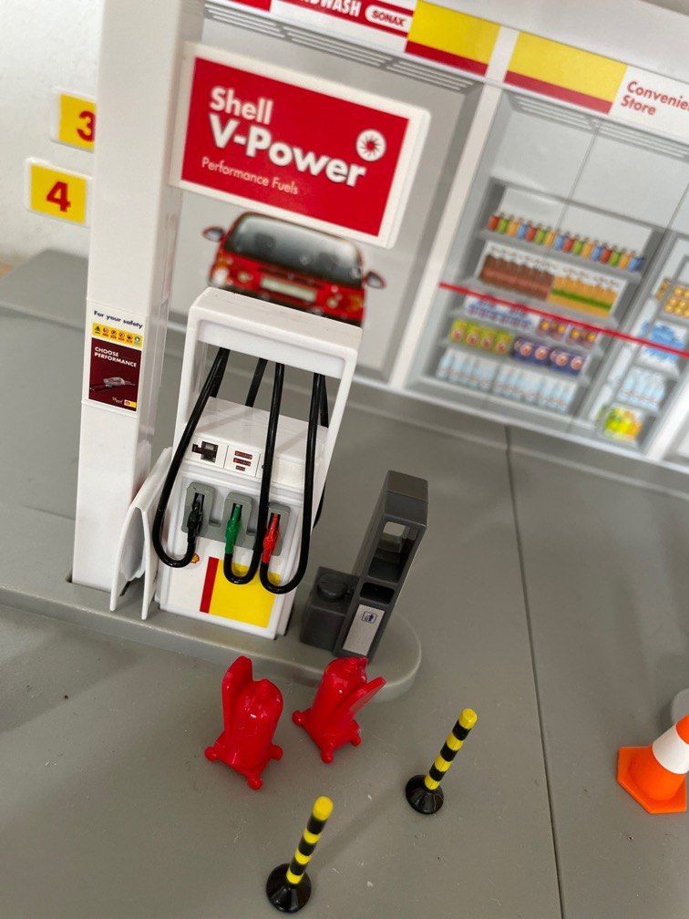 Shell petrol station - miniature collectibles, Hobbies & Toys, Toys ...