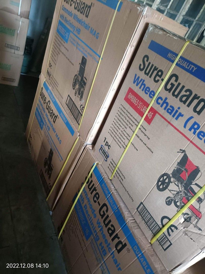 Sureguard travel wheelchair, Health & Nutrition, Assistive ...