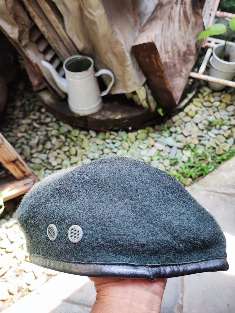 Topi Baret Asli Tentara Militer Korea, Fesyen Pria, Aksesoris, Topi di ...