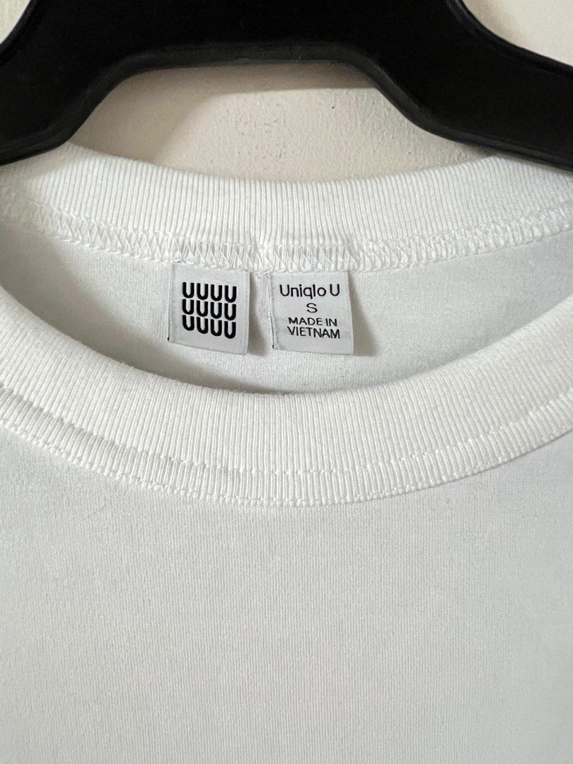 Uniqlo U Shirt, Women's Fashion, Tops, Shirts on Carousell