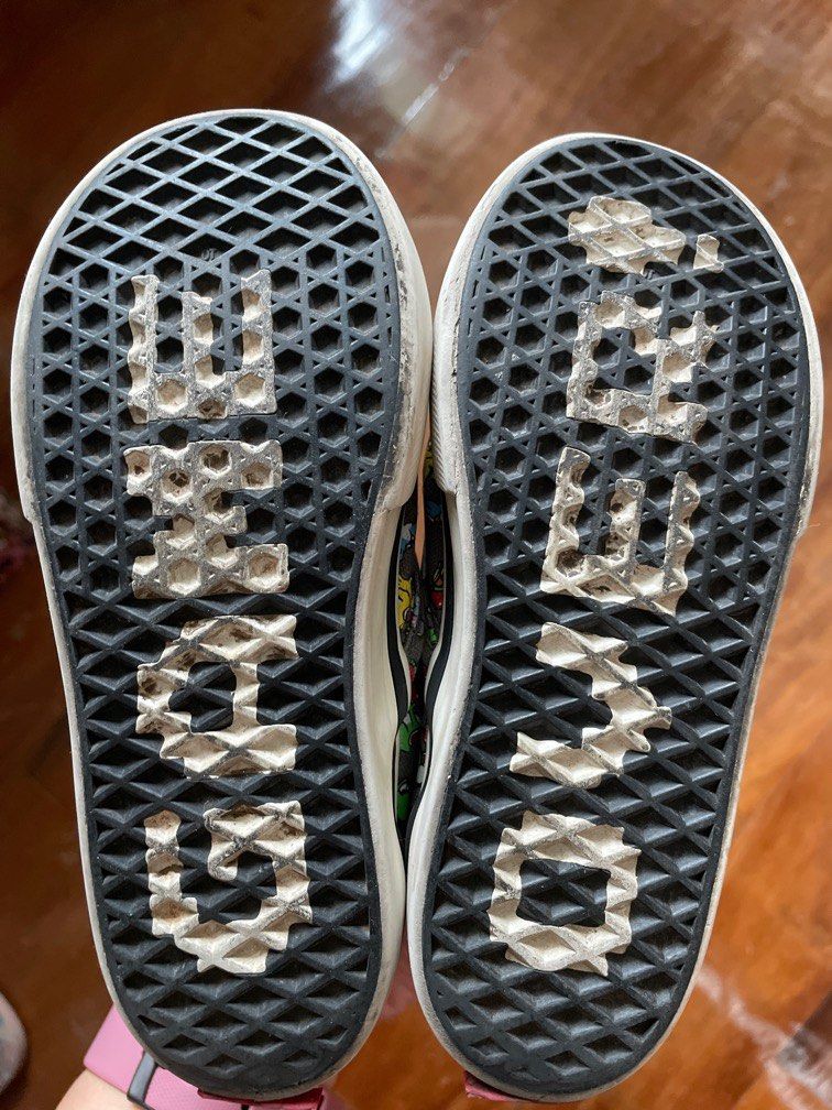 Vans Nintendo Yoshi - for kids 14cm, Babies & Kids, Babies & Kids ...