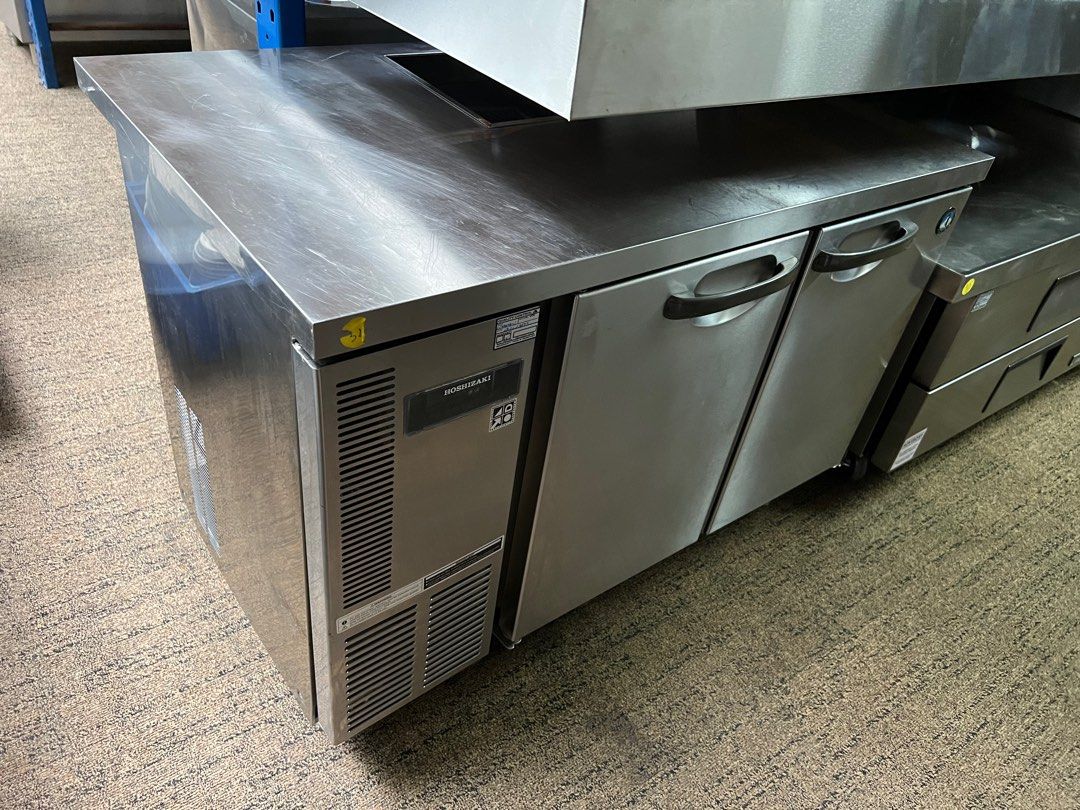Very New Pillarless Open top Hoshizaki 2 Door Counter Chiller, TV ...