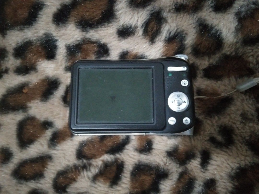 Vintage Digital Camera (GE J1050), Photography, Cameras on Carousell