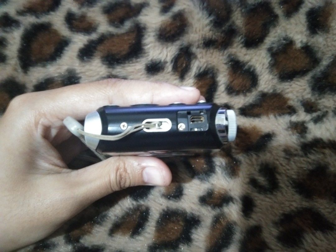 Vintage Digital Camera (GE J1050), Photography, Cameras on Carousell