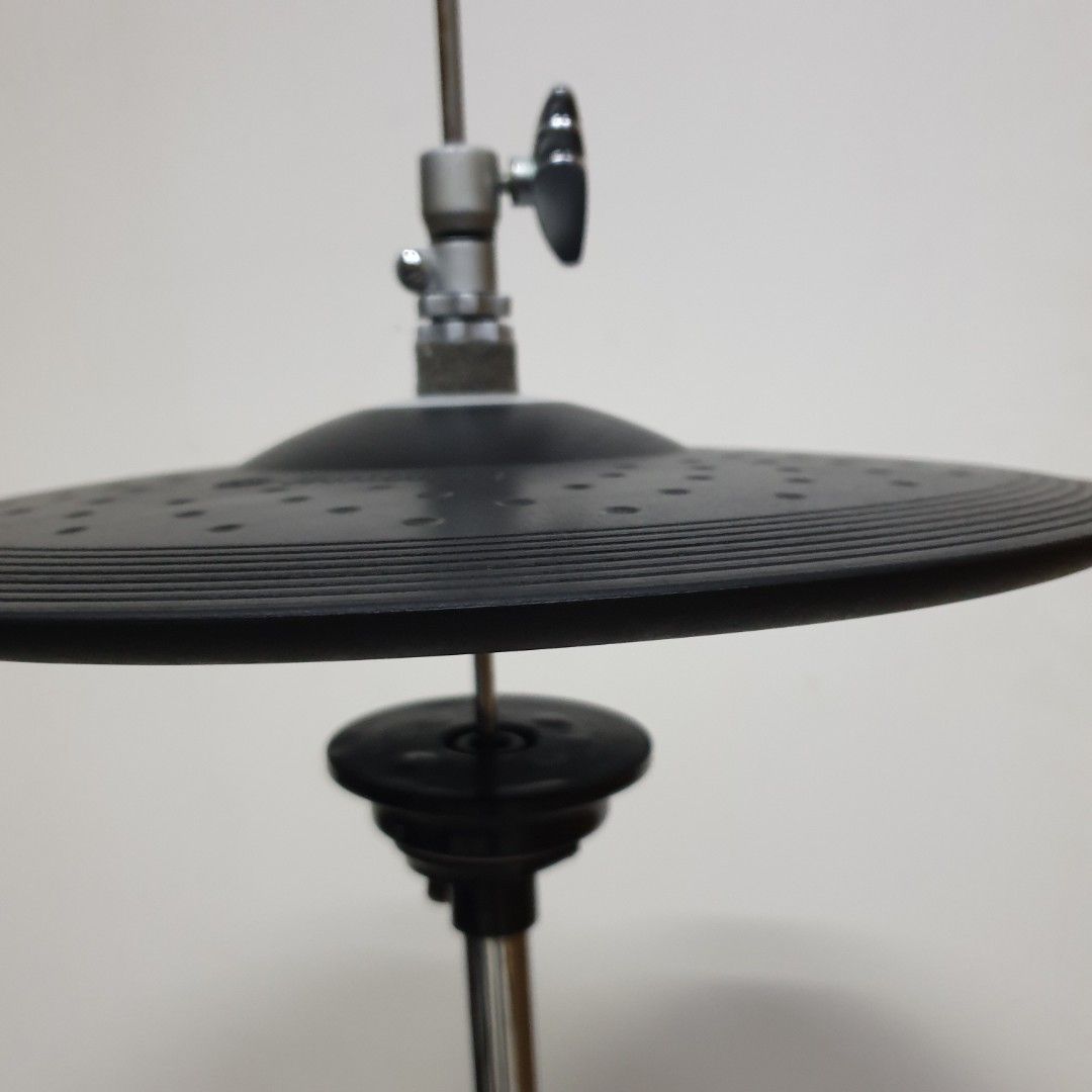 YAMAHA RHH135 w Stand, Hobbies & Toys, Music & Media, Musical ...