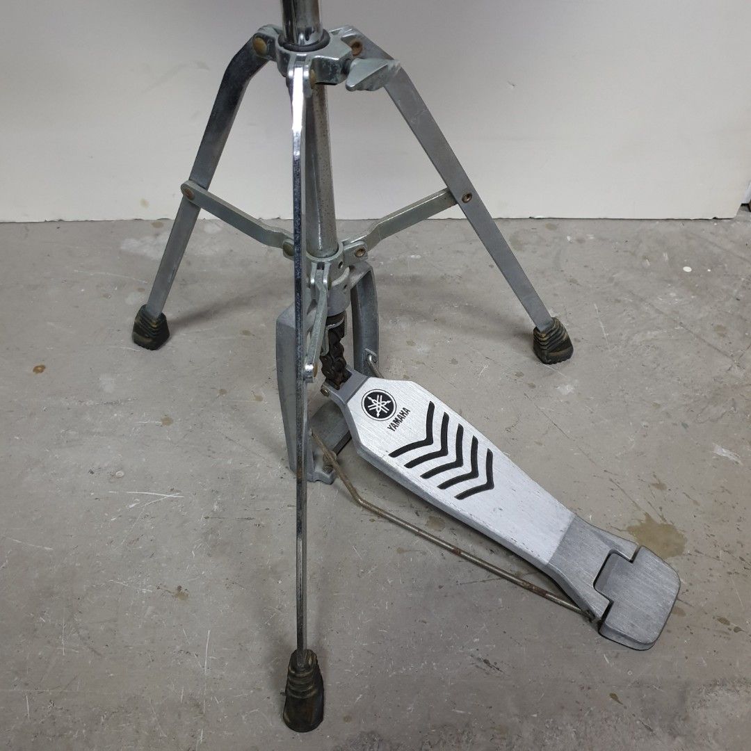 YAMAHA RHH135 w Stand, Hobbies & Toys, Music & Media, Musical ...