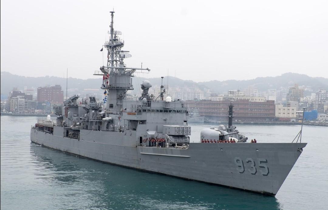 1/700 戰鷹AFV Club 美國海軍諾克斯級巡防艦/台灣海軍濟陽艦 USN Knox Class Frigate/ROCN Chin ...