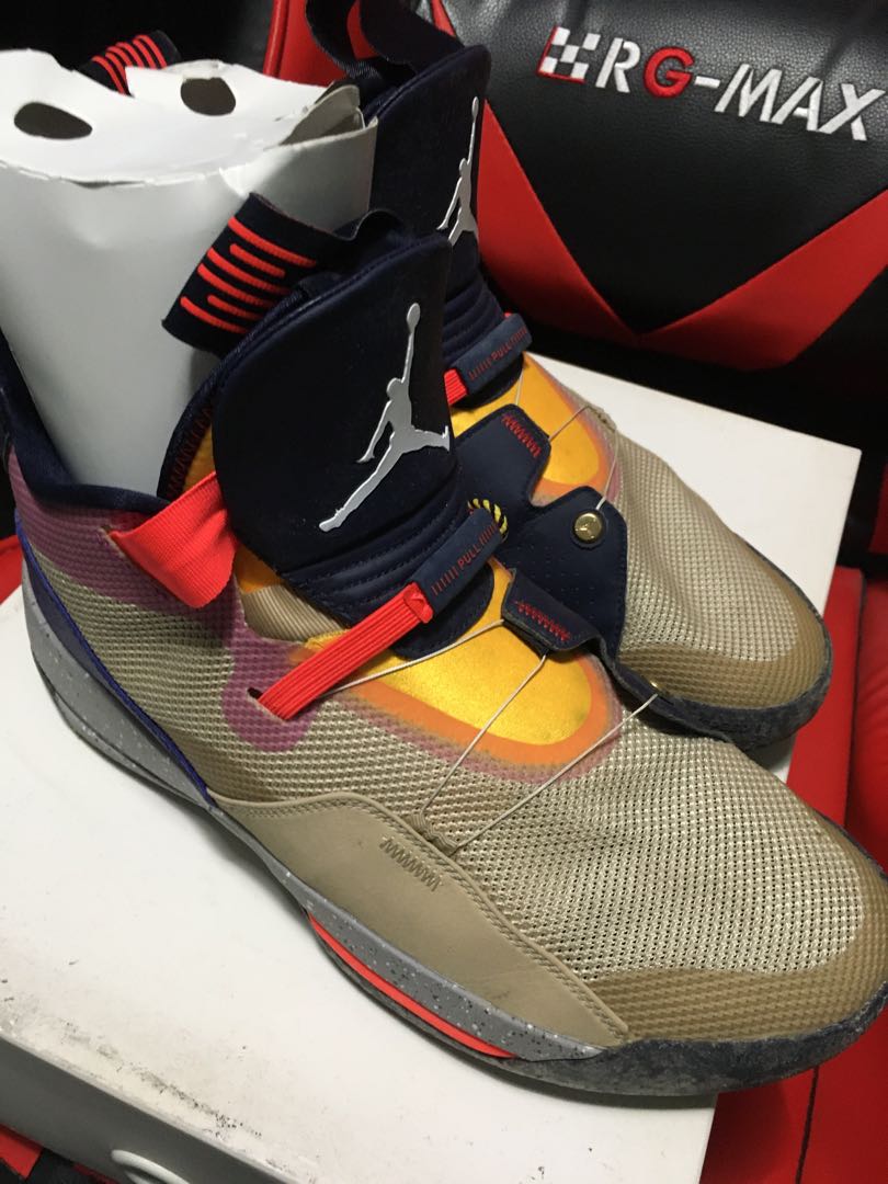 AIR JORDAN XXXIII PF, Men's Fashion, Footwear, Sneakers on Carousell