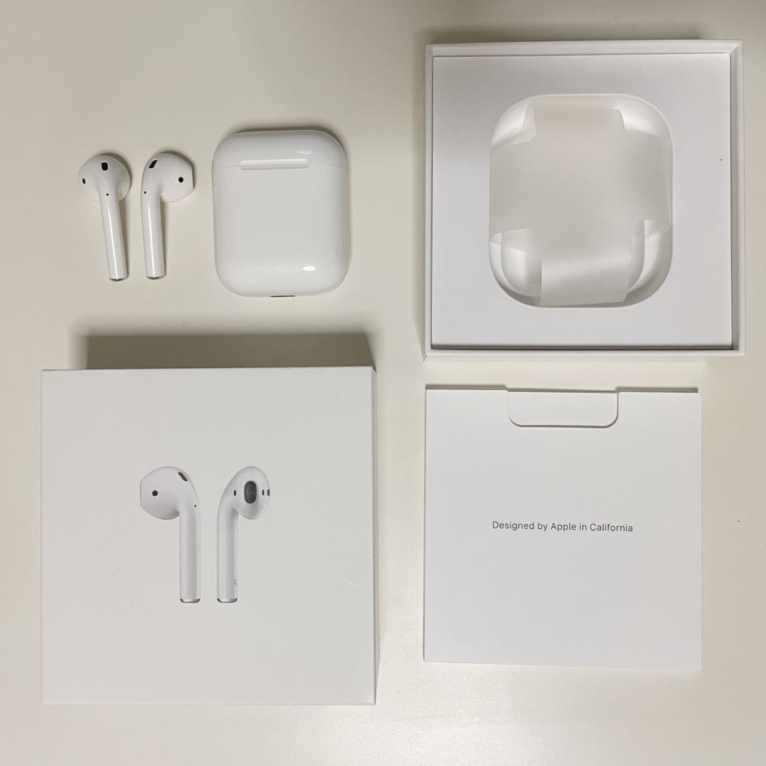 Apple Airpods Gen 1 - Box, Charging Case & Left Airpod, Audio ...