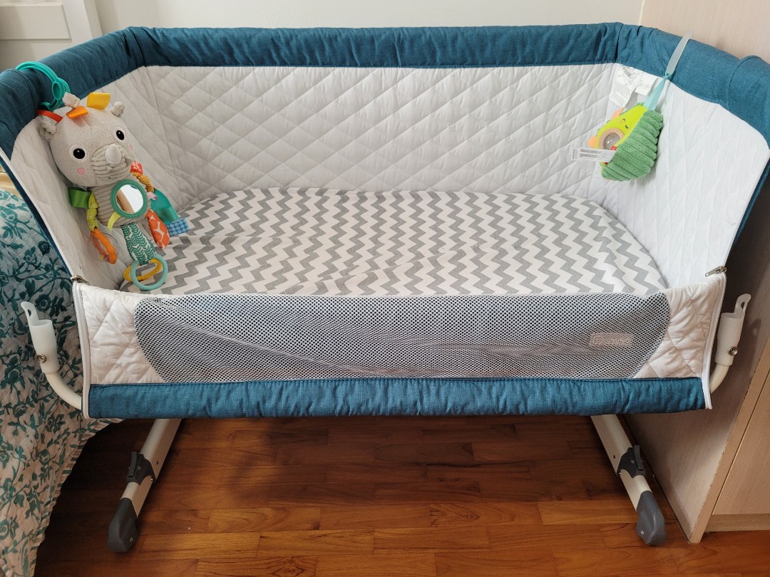 Bedside Cot, Babies & Kids, Baby Nursery & Kids Furniture, Cots & Cribs ...