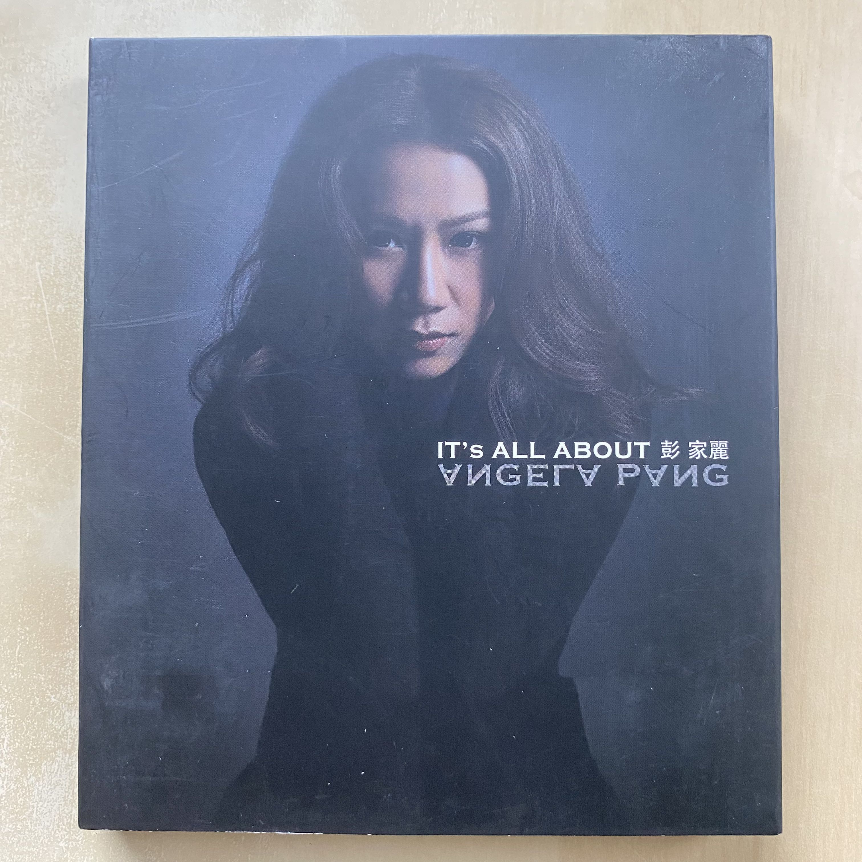 CD丨彭家麗 It's All About Angela Pang (2CD), 興趣及遊戲, 音樂、樂器 & 配件, 音樂與媒體 - CD ...