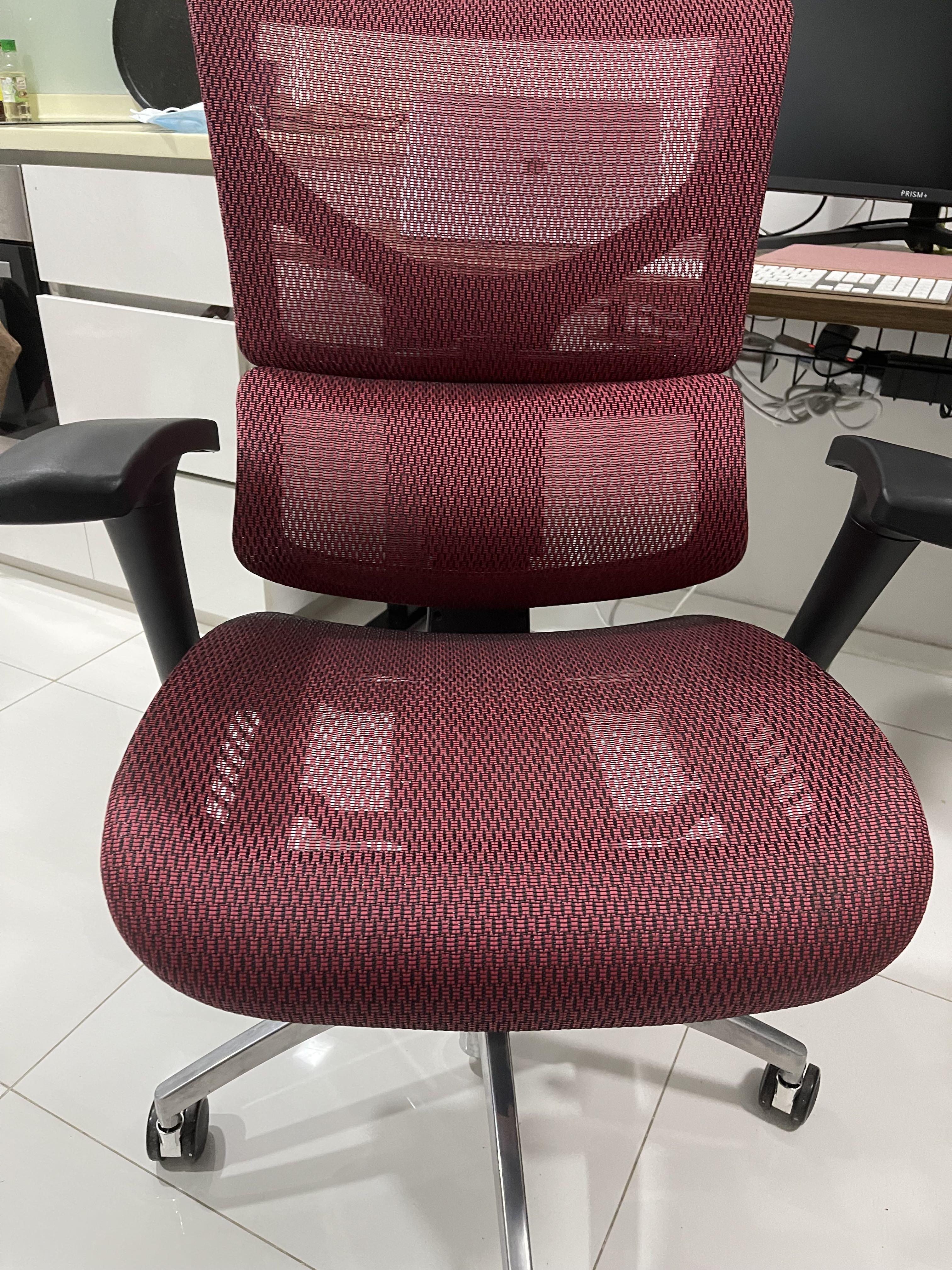 ErgoEdge height adjusting table and Ergotune supreme chair, Furniture ...