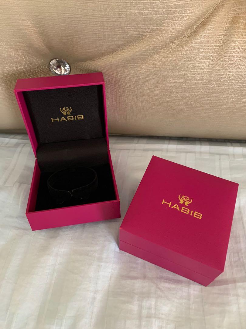 Habib Jewels Box, Women's Fashion, Jewelry & Organisers, Necklaces on ...