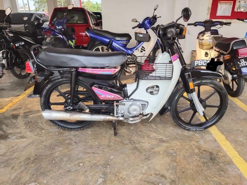 HONDA C70 GBO, Motorbikes on Carousell