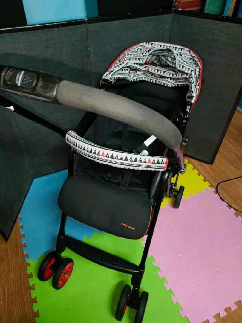 Infantasy uno-A by combi, Babies & Kids, Going Out, Strollers on Carousell