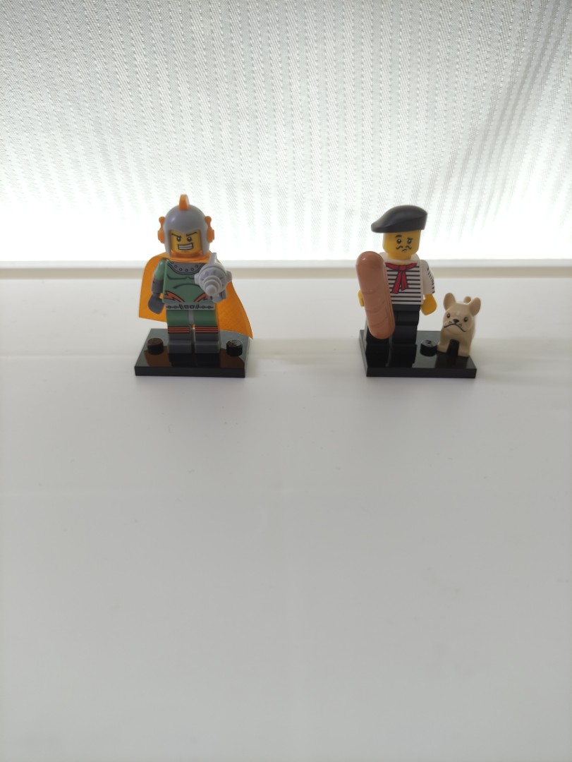 LEGO series 17 Minifigures (set of 2), Hobbies & Toys, Toys & Games on ...