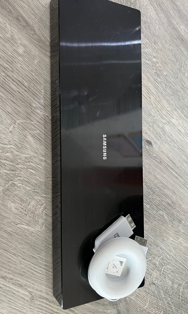 Samsung One Connect box with fiber optic cable, TV & Home Appliances ...