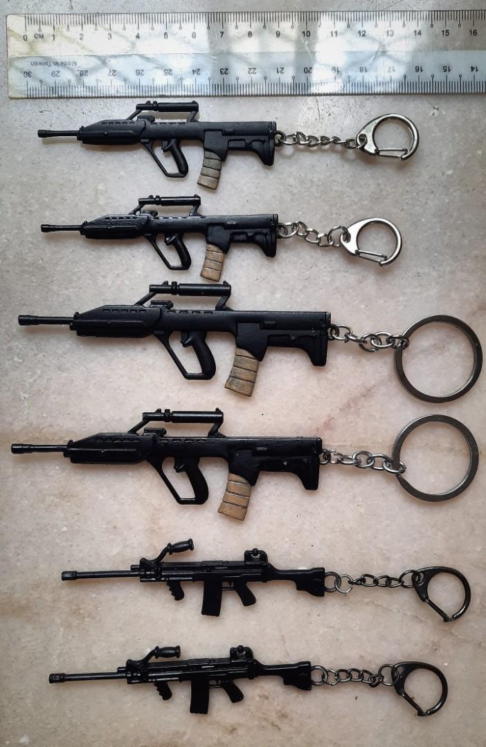 SAR 21 rifle & Ultimax SAW-LMG keychain, Hobbies & Toys, Memorabilia ...